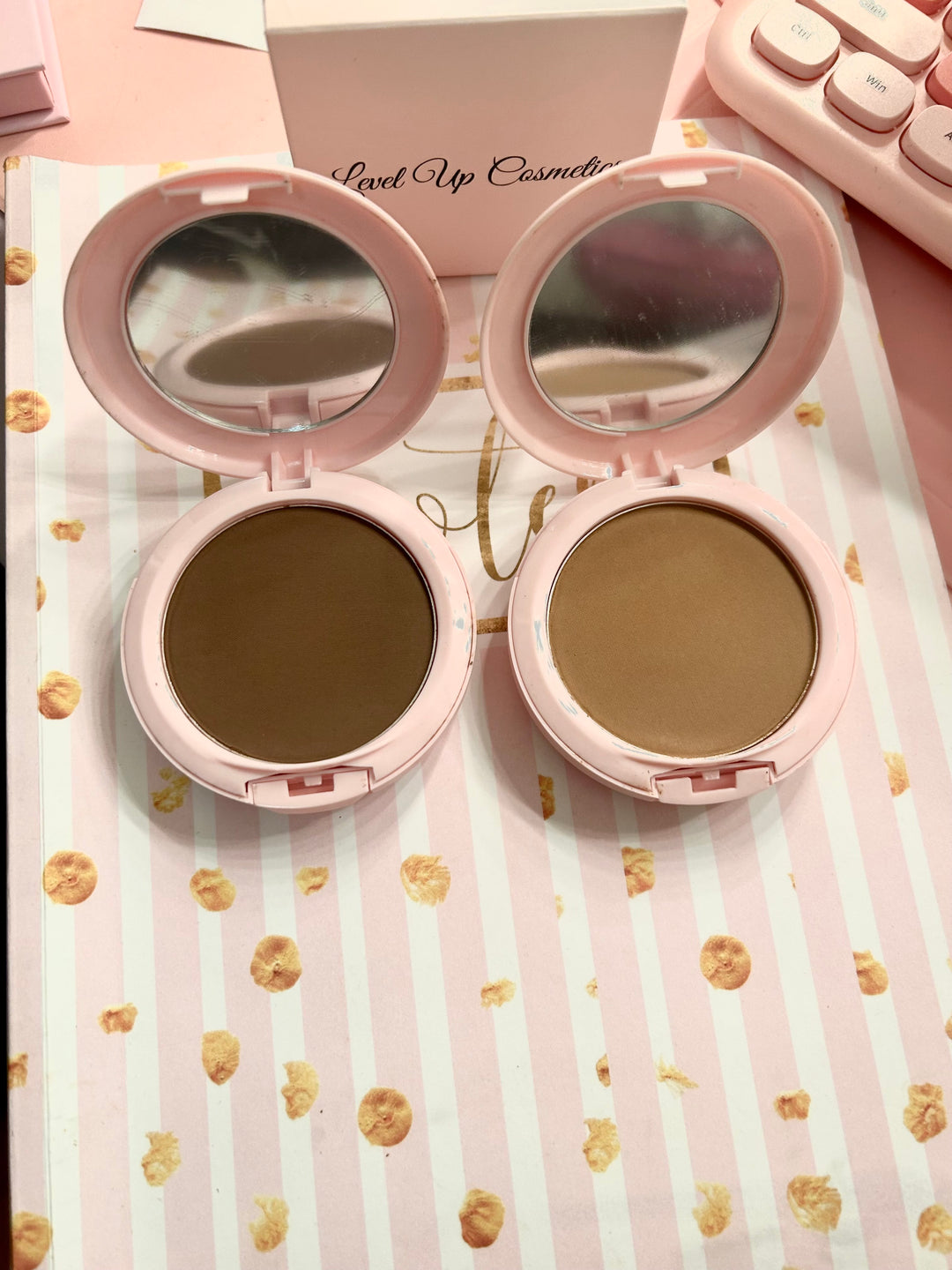 Level Up Pressed Powder/Contour 2 options – Level Up Cosmetics Shop