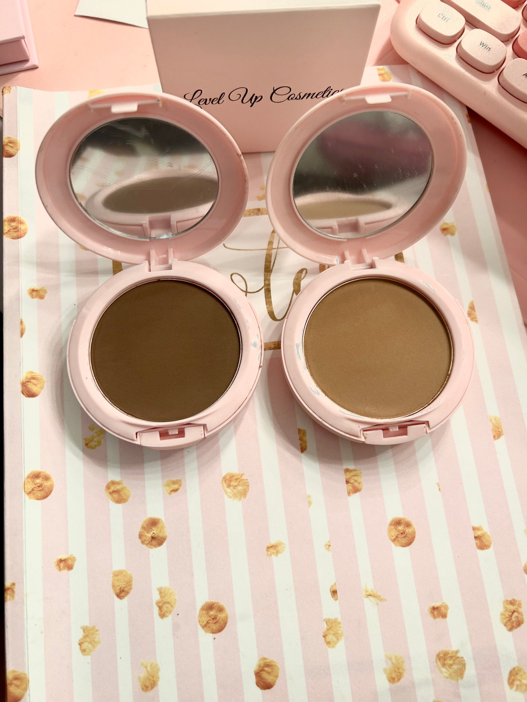 Level Up Pressed Powder/Contour 2 options – Level Up Cosmetics Shop